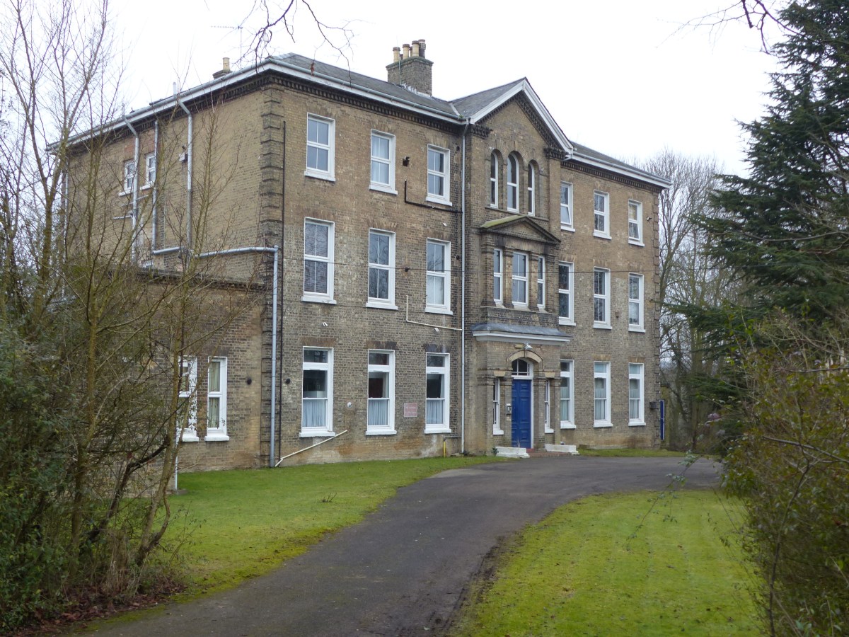 The hidden history of Harold Court | Old Upminster